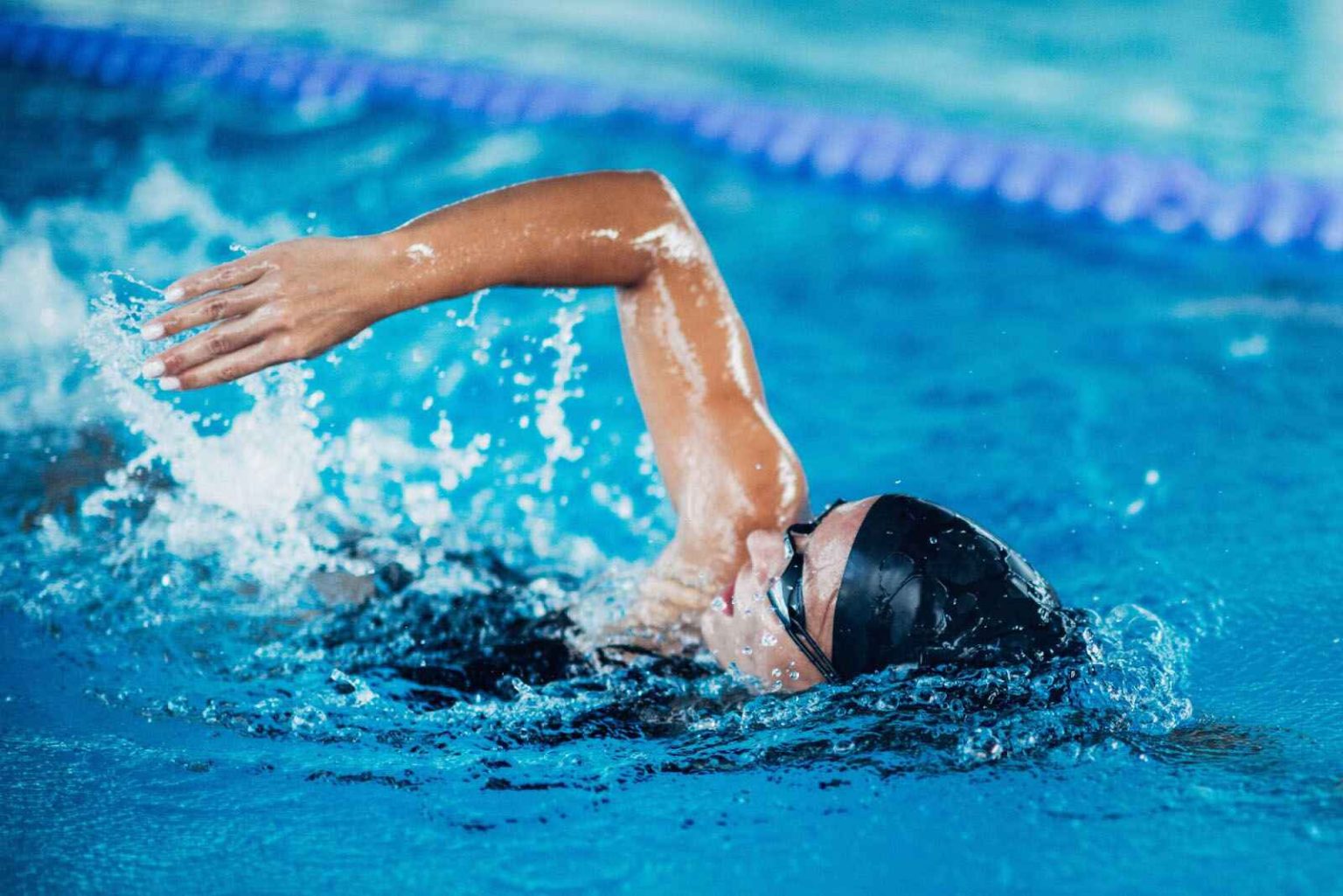 Swimming vs Cycling: Which Is The Better Workout For Fitness?