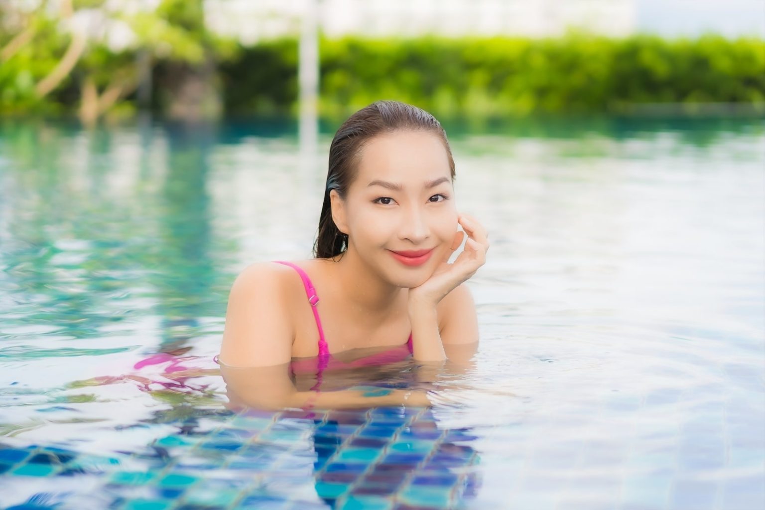 Does Swimming Build Muscle: A Beginner’s Guide To Lean Physique