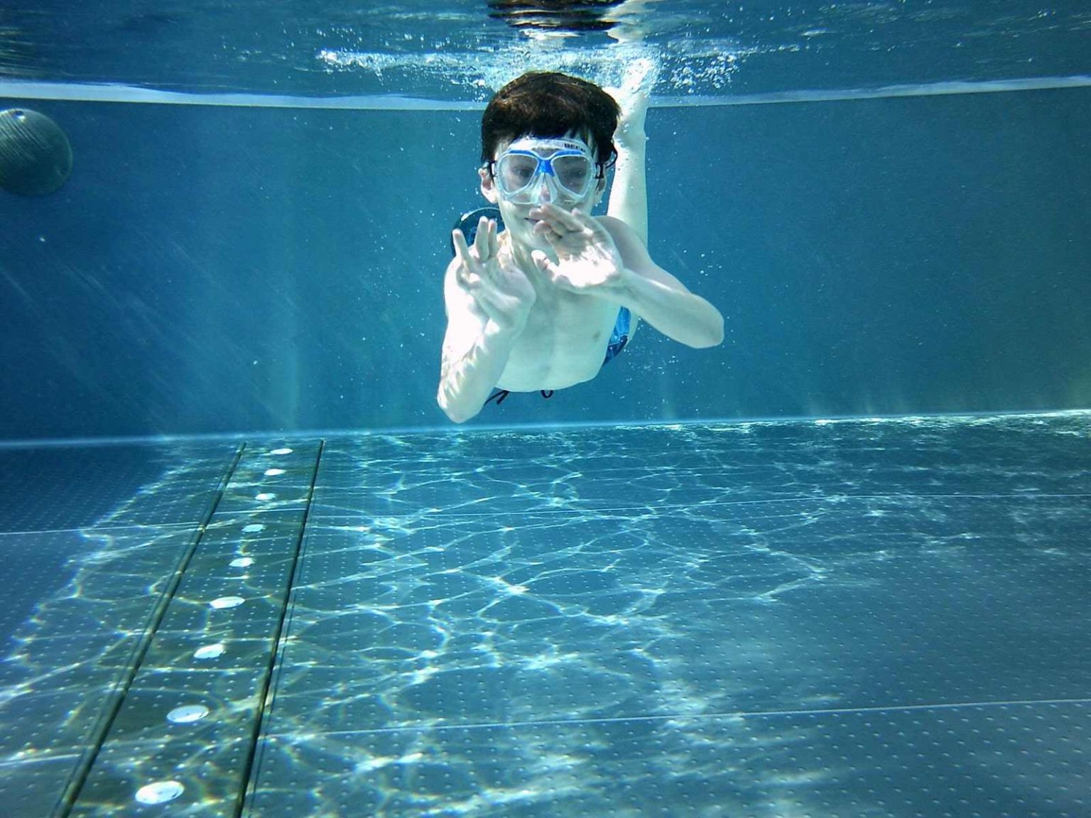How To Dive: Master The Perfect Dive In 10 Simple Stages