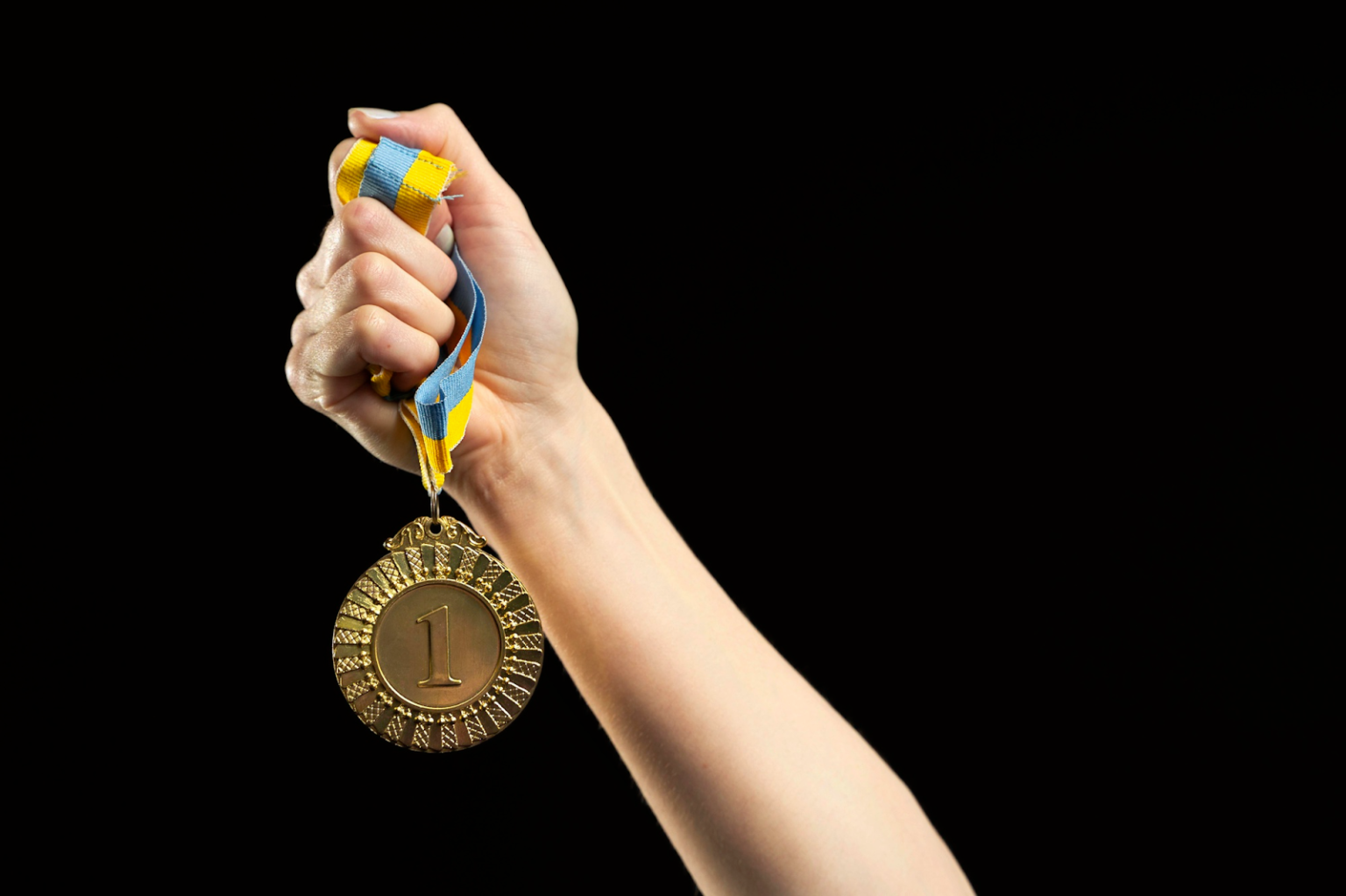How Fast Can A Human Swim In Water? 5 Factors Affecting Swim Speed