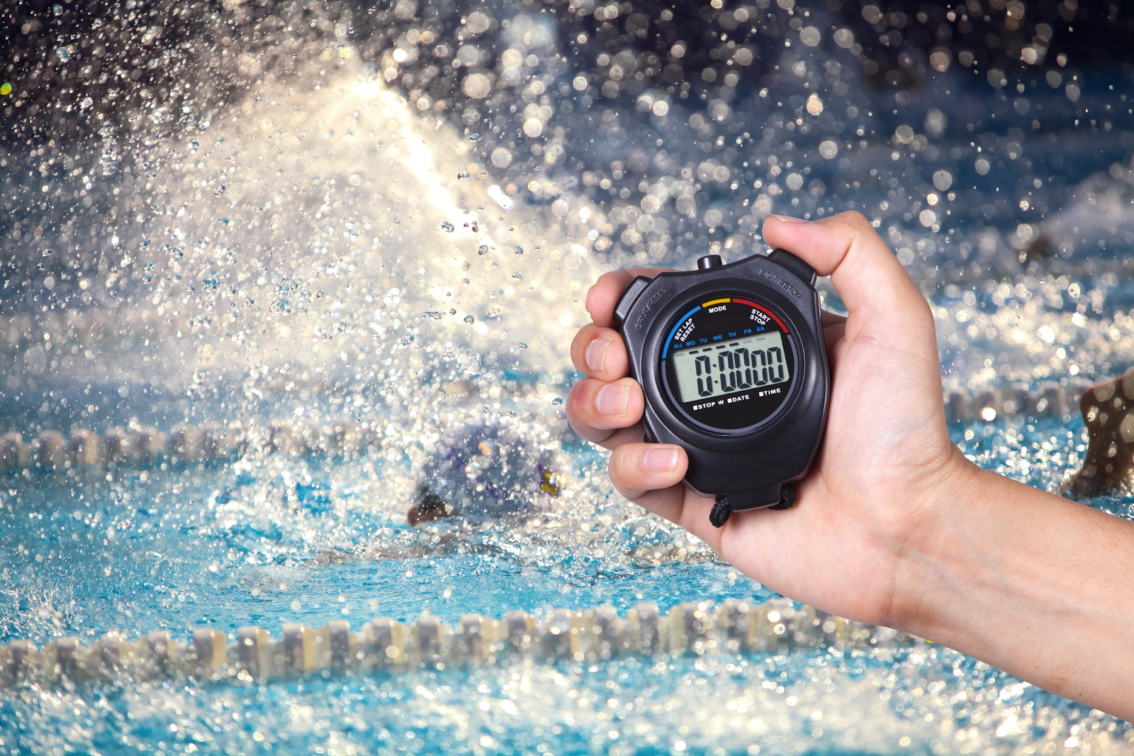 How To Be A Better Swimmer: 11 Lessons From Professionals